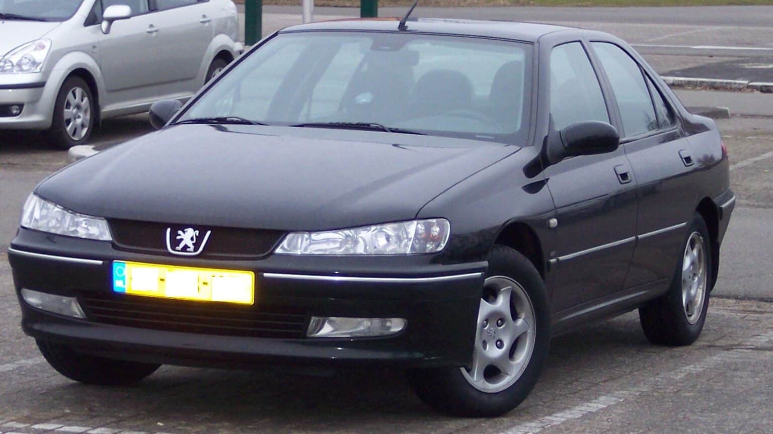 Peugeot 406: Kombinacija klasičnog i modernog